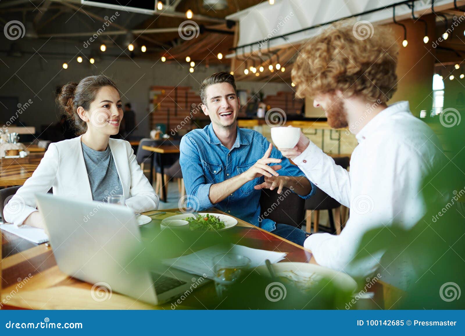 Working Meeting at Lunchtime Stock Image - Image of teamwork, project ...