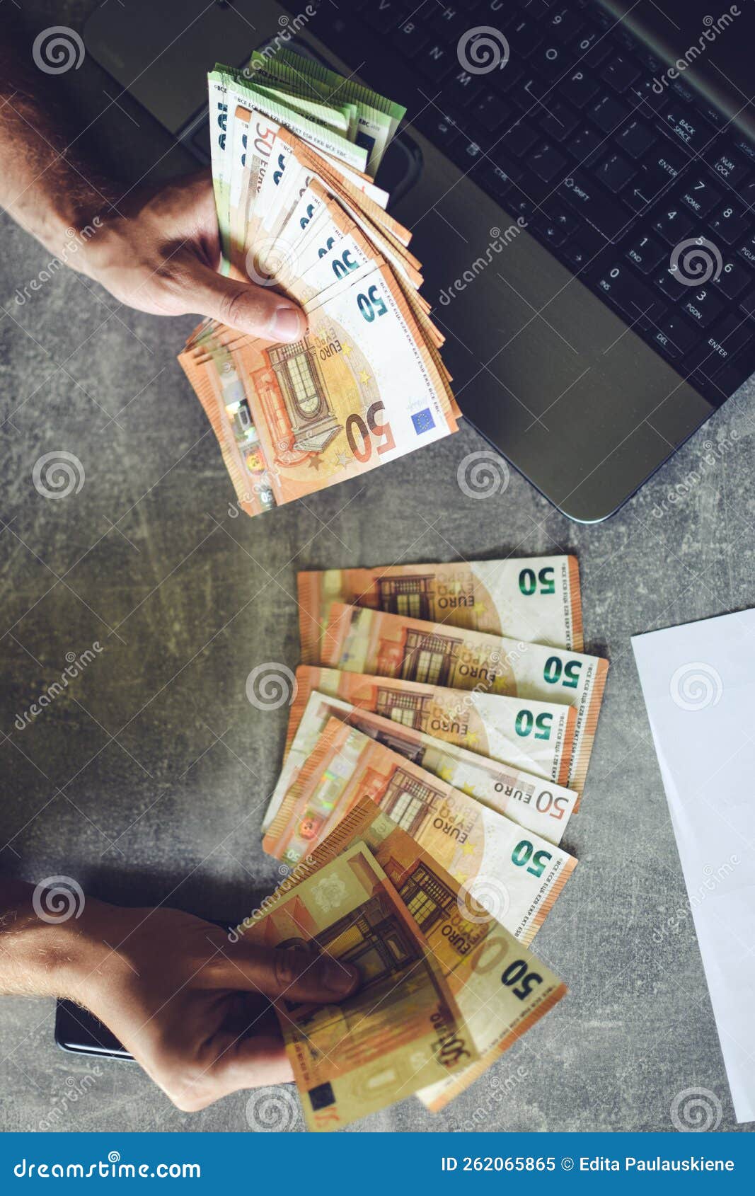 Working in the Office, Counting Money Stock Image - Image of business ...