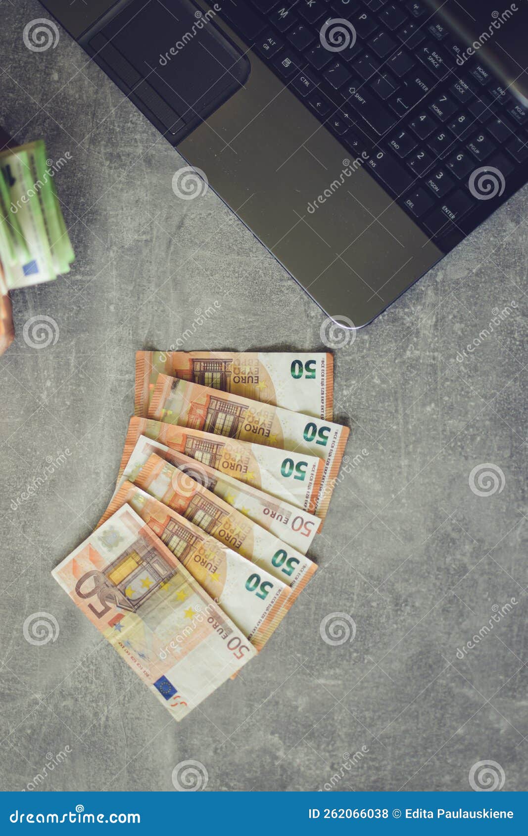 Working in the Office, Counting Money Stock Photo - Image of finance ...