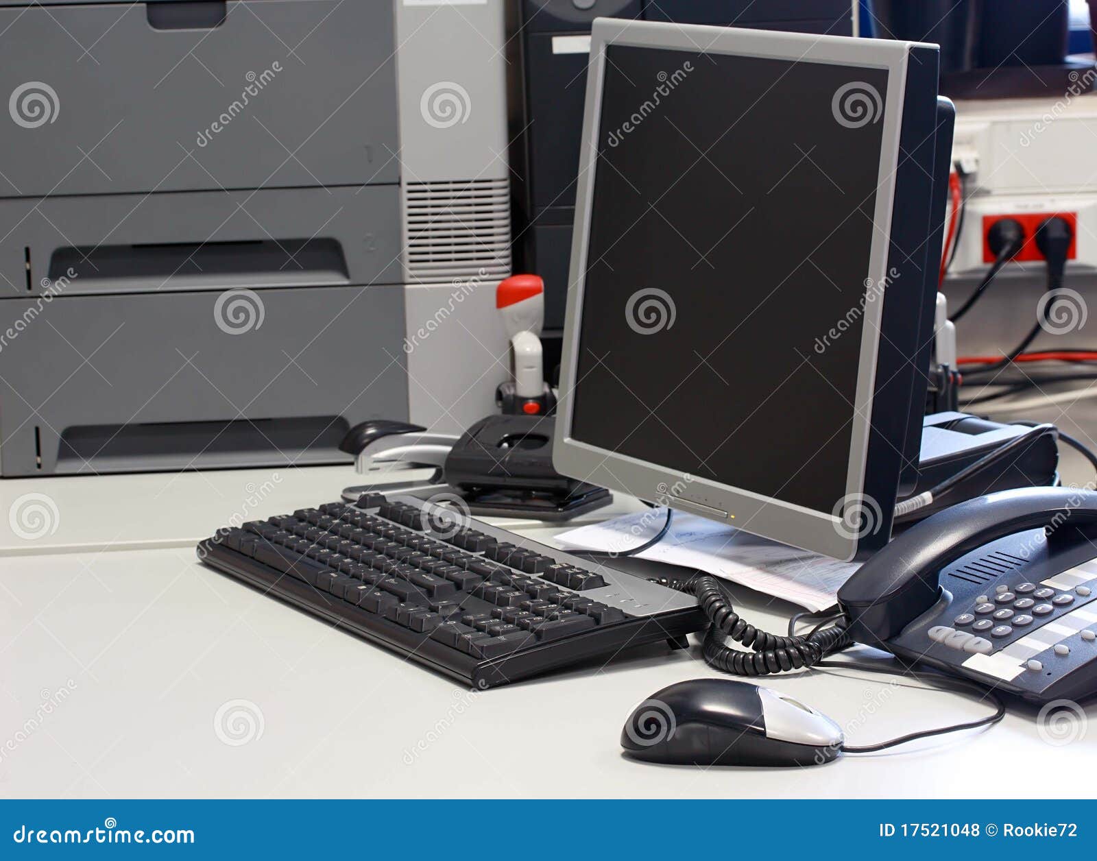 Working pleace stock photo. Image of visual, computer - 17521048