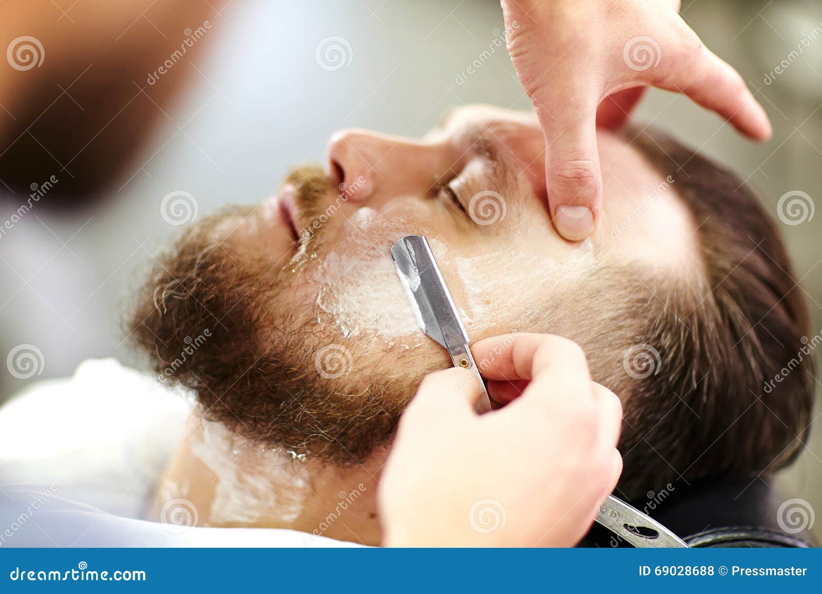 Working with razor stock photo. Image of salon, barbershop - 69028688