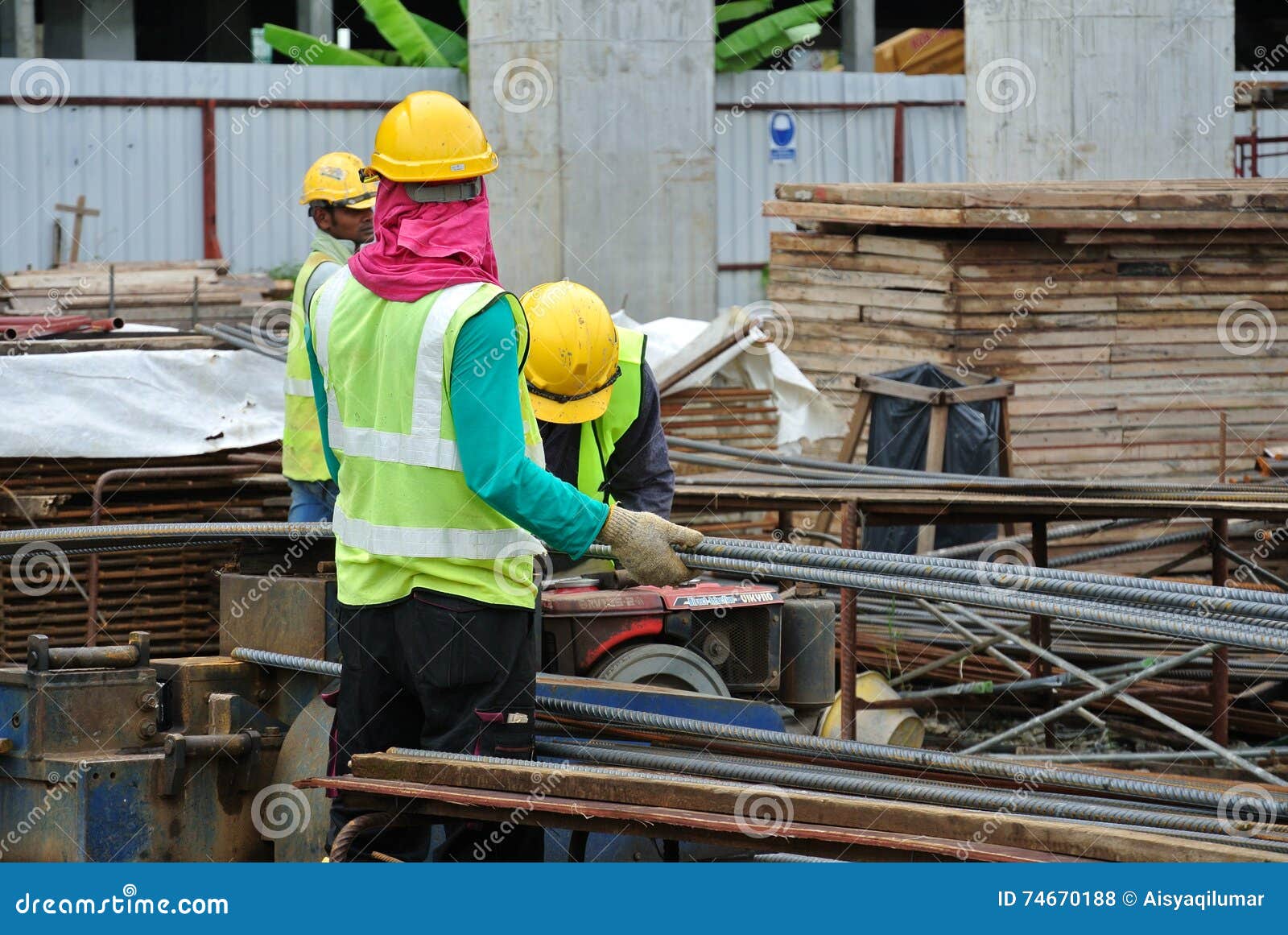 Working at the Reinforcement Bar Bending Yard Editorial Stock Photo ...
