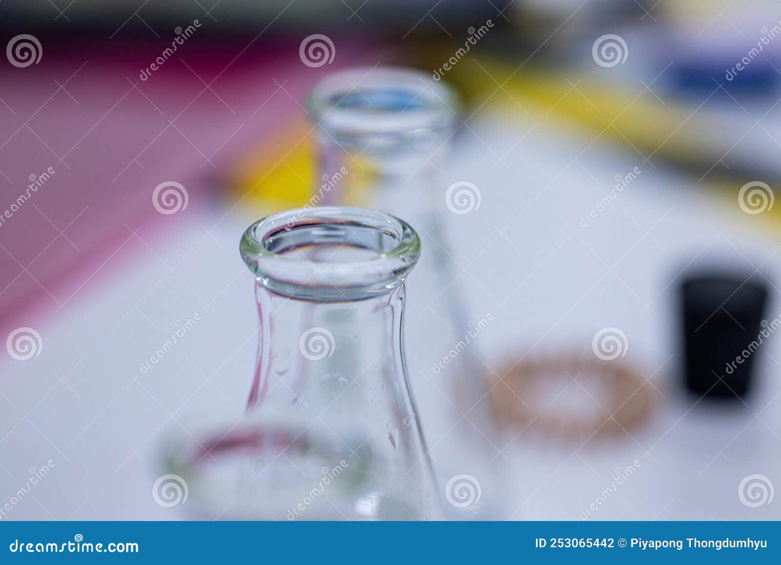 Working Titration Technique in the Laboratory. Stock Photo - Image of ...