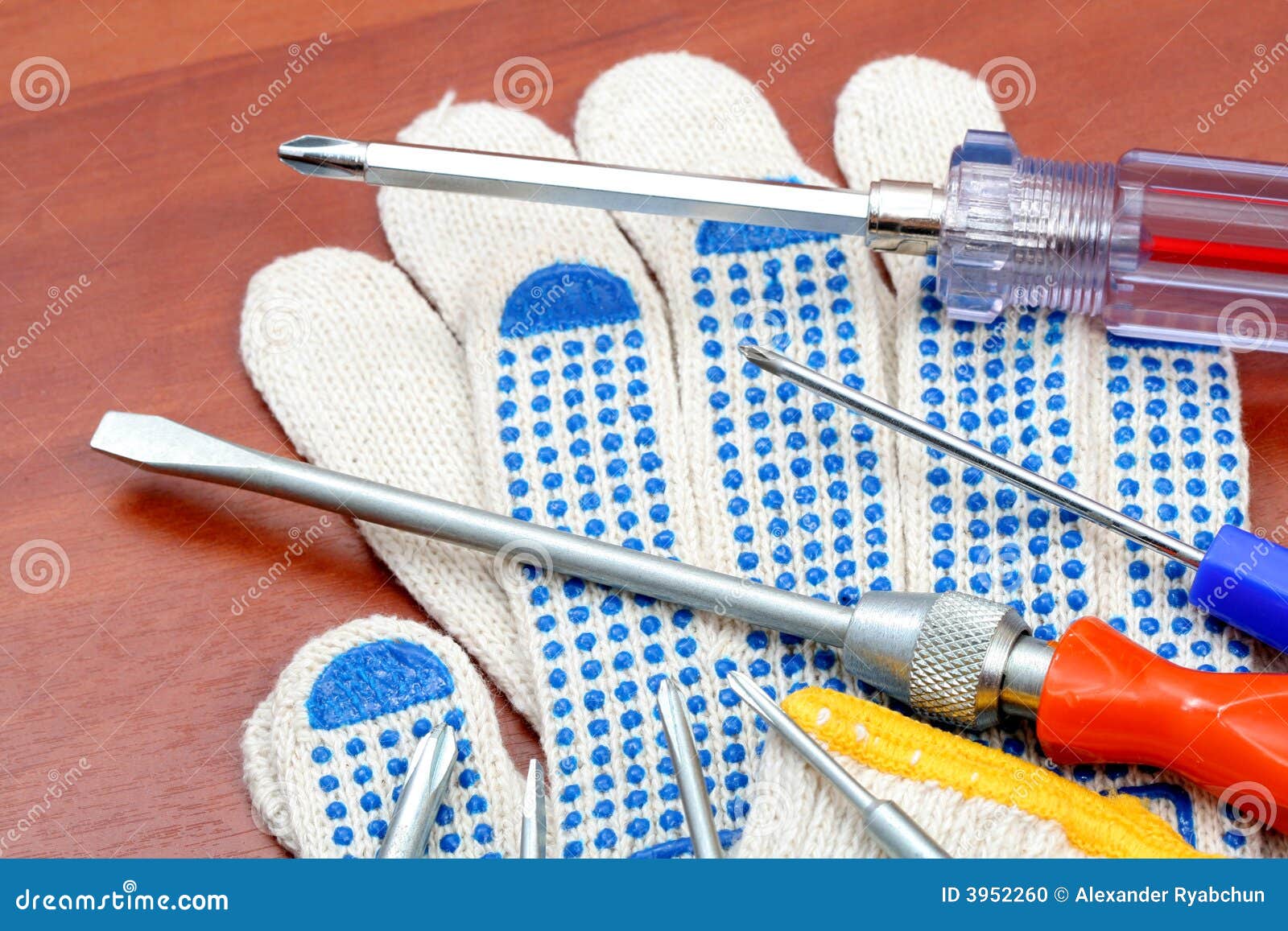 Working Tools Picture. Image: 3952260