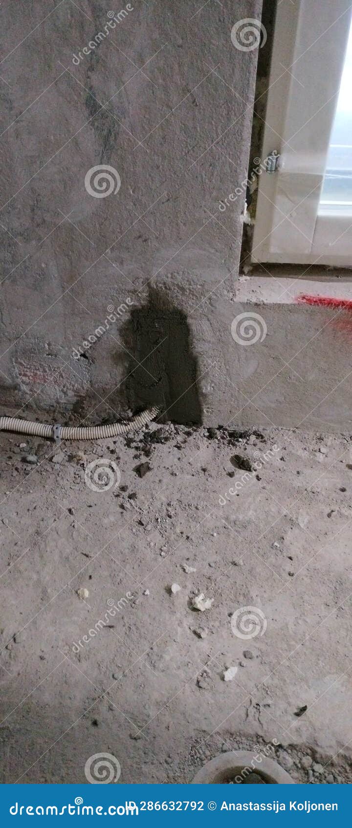 Working Torque, Putty of Electric Openings Stock Photo - Image of ...