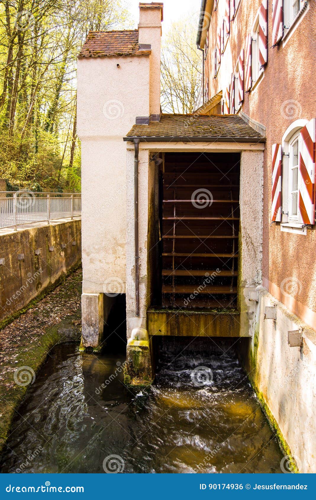 A Working Water Mill Used for Power Generation Editorial Photo - Image ...