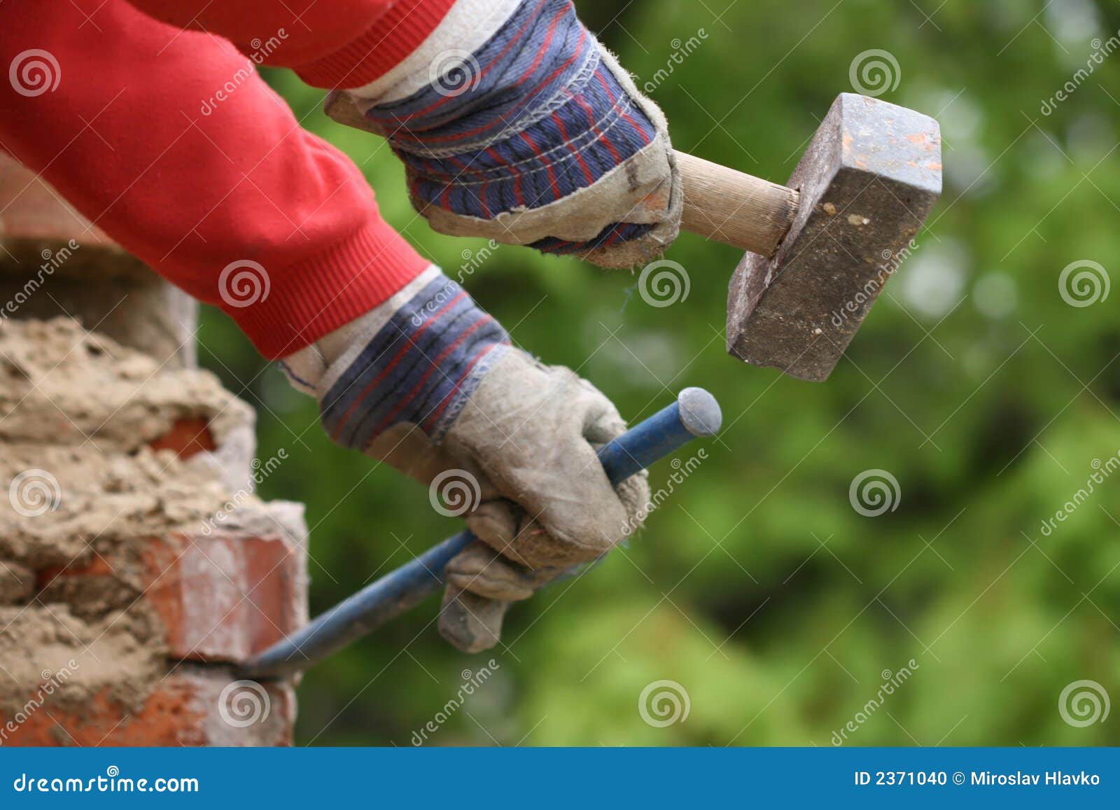 WorkmanÂ´s hands stock photo. Image of building, workman - 2371040