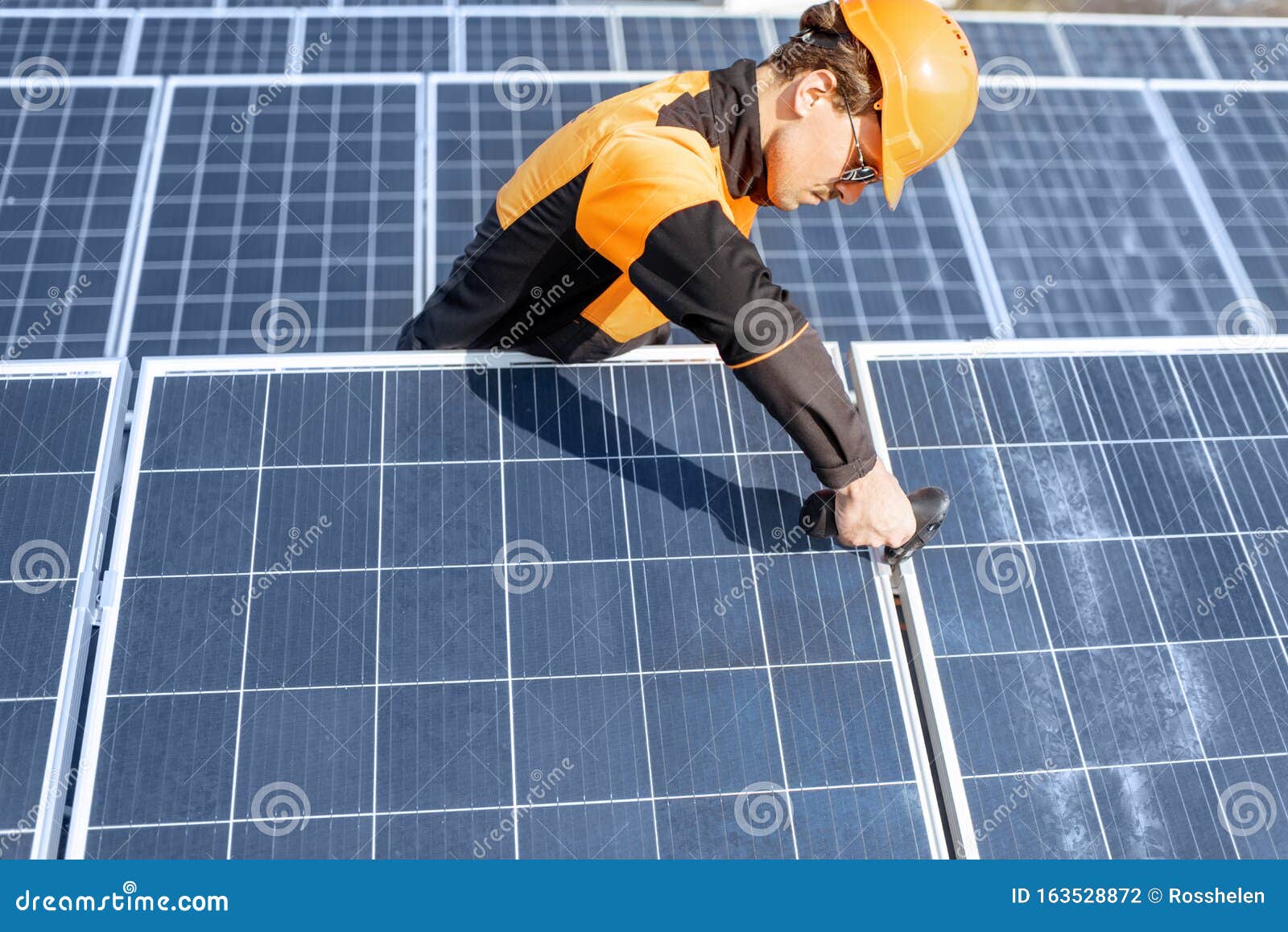 Workman on the Solar Station Stock Photo - Image of safety, renewable ...