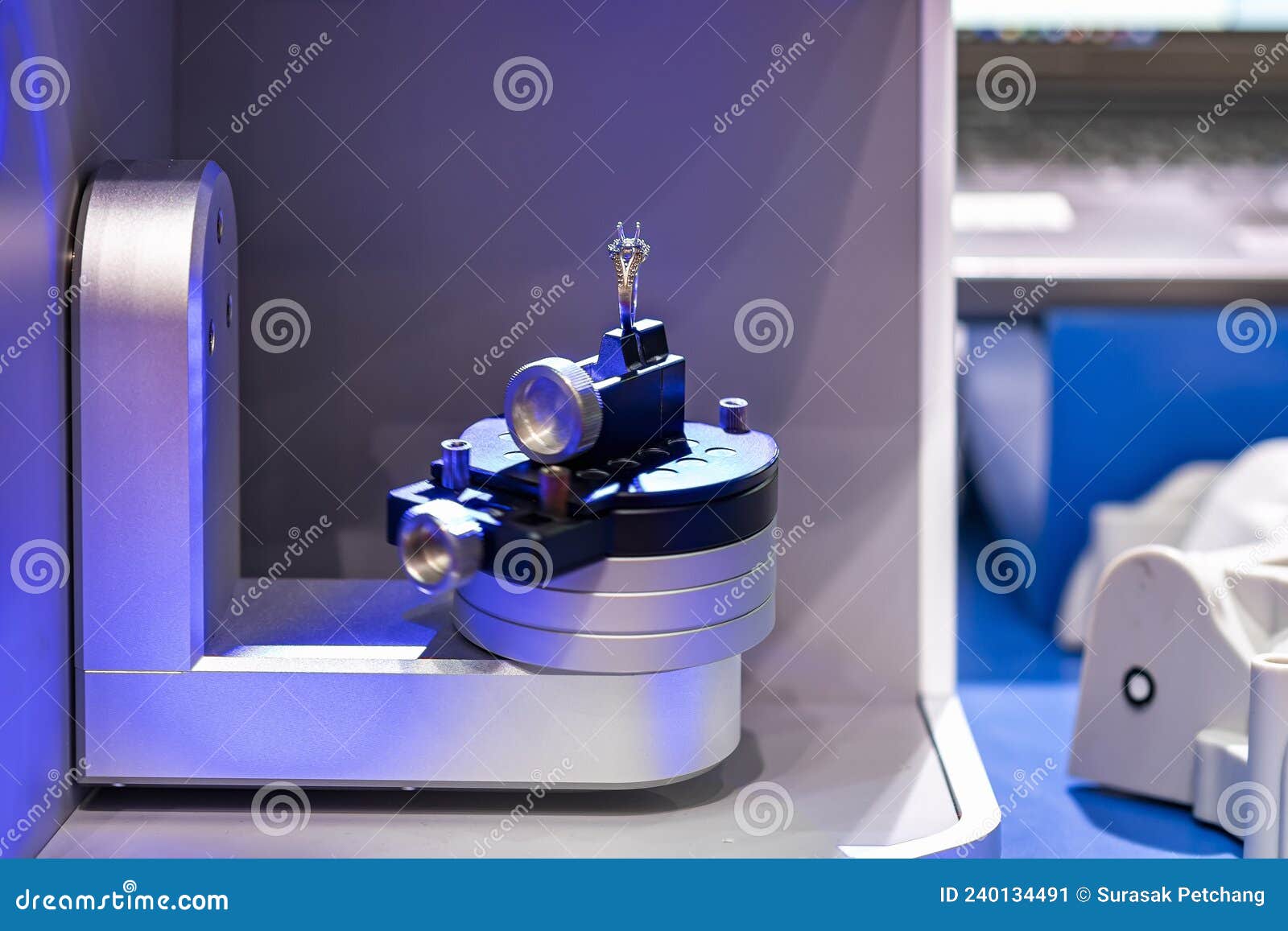 Workpiece Jewelry Set on Spindle Chuck of High Technology and Precision ...