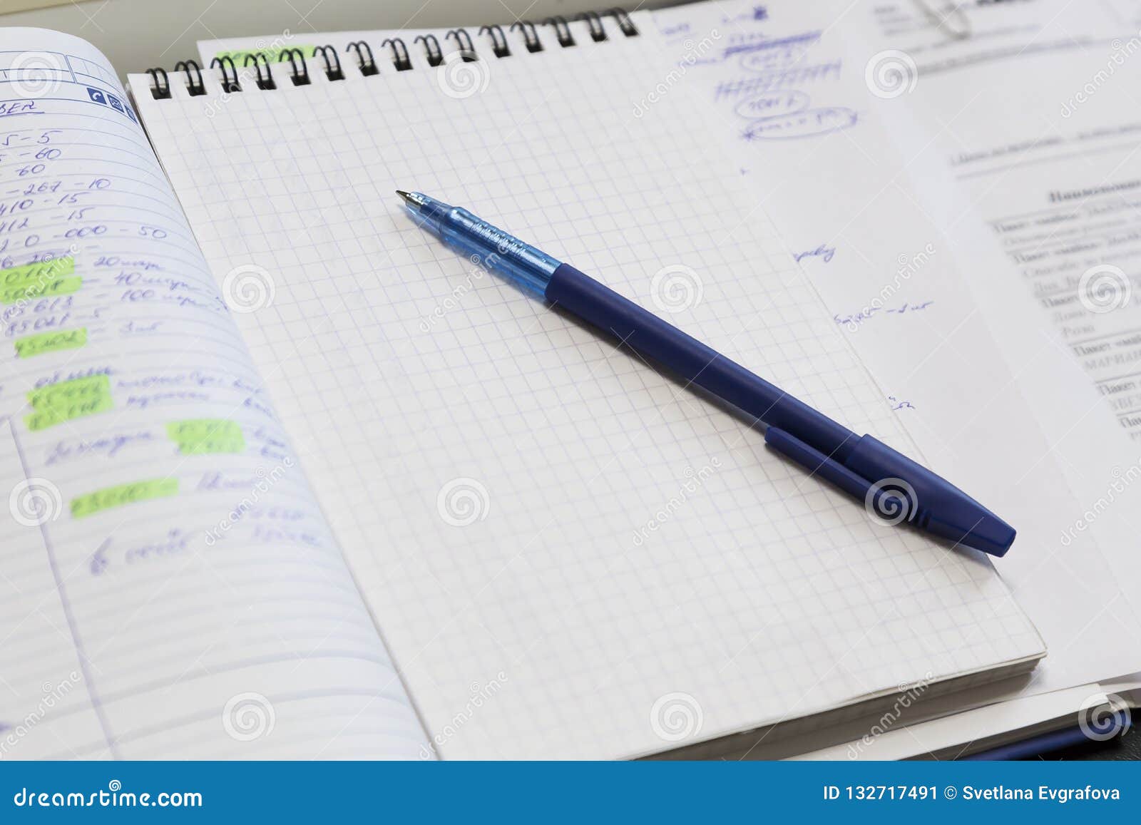 Workplace. Training stock image. Image of message, note - 132717491