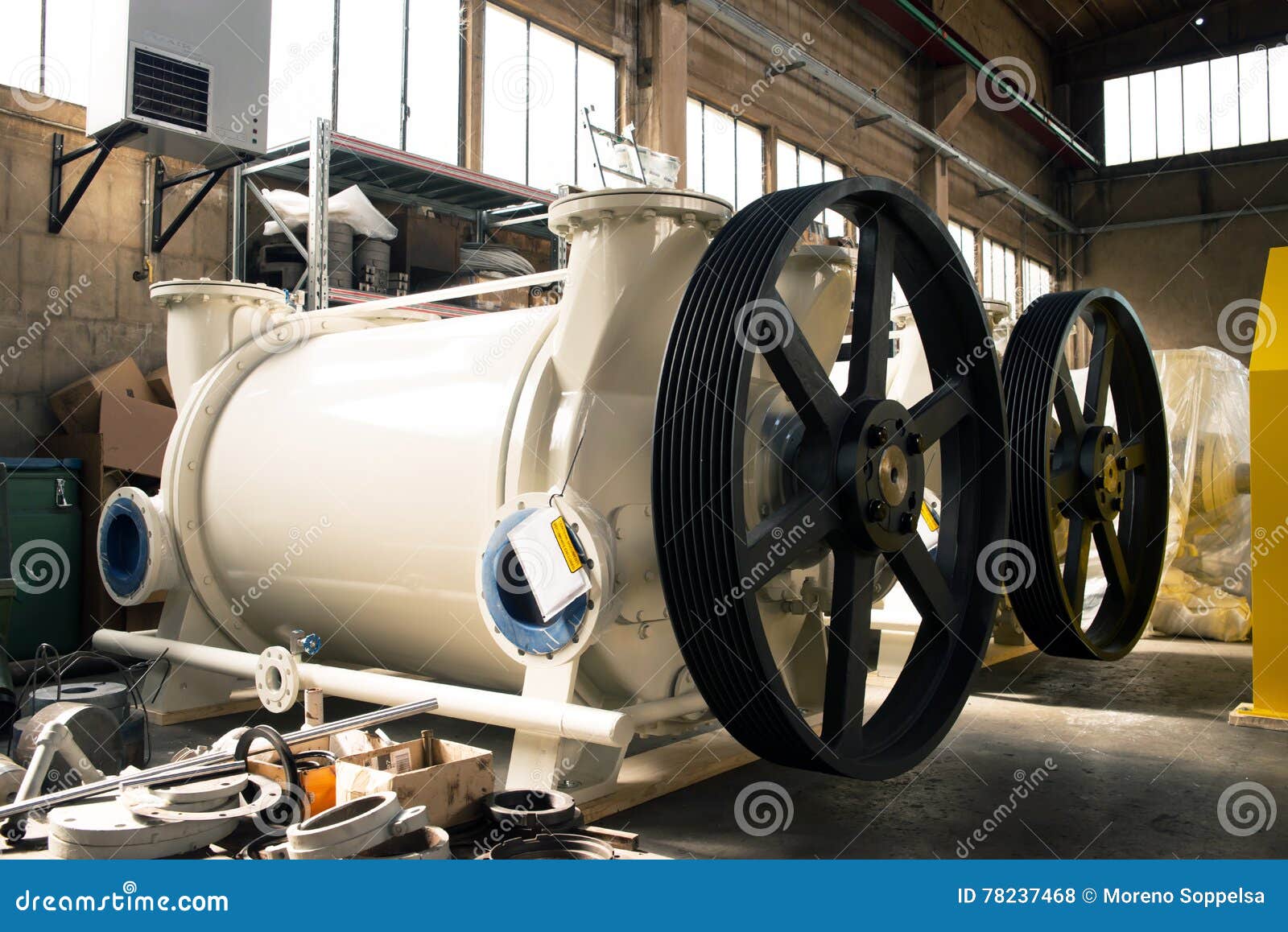 Workshop: Construction of Vacuum Pumps Stock Photo - Image of nworkshop ...