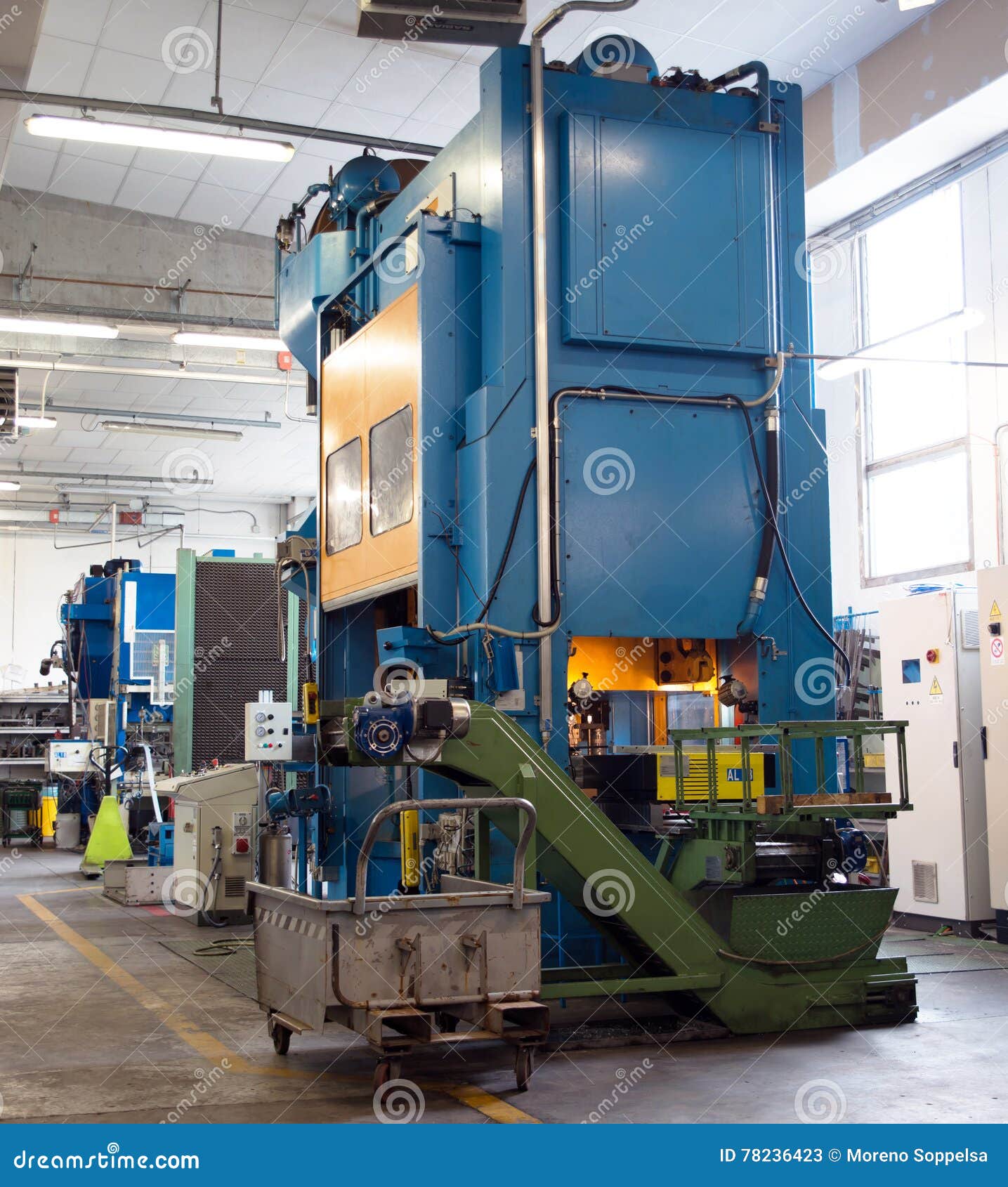 Workshop - Metal Forming Press Stock Image - Image of object, tool ...