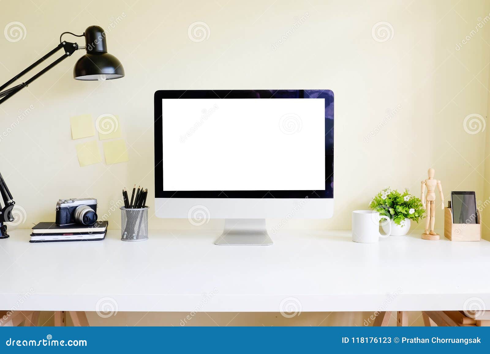 208 Computer Dummy Screen Photos - Free & Royalty-Free Stock Photos ...