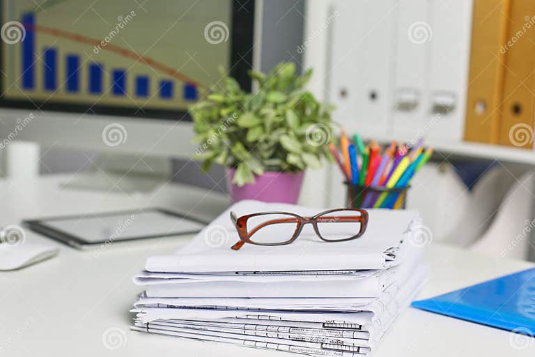 Workspace Presentation Mockup, Desktop Computer and Office Supp Stock ...