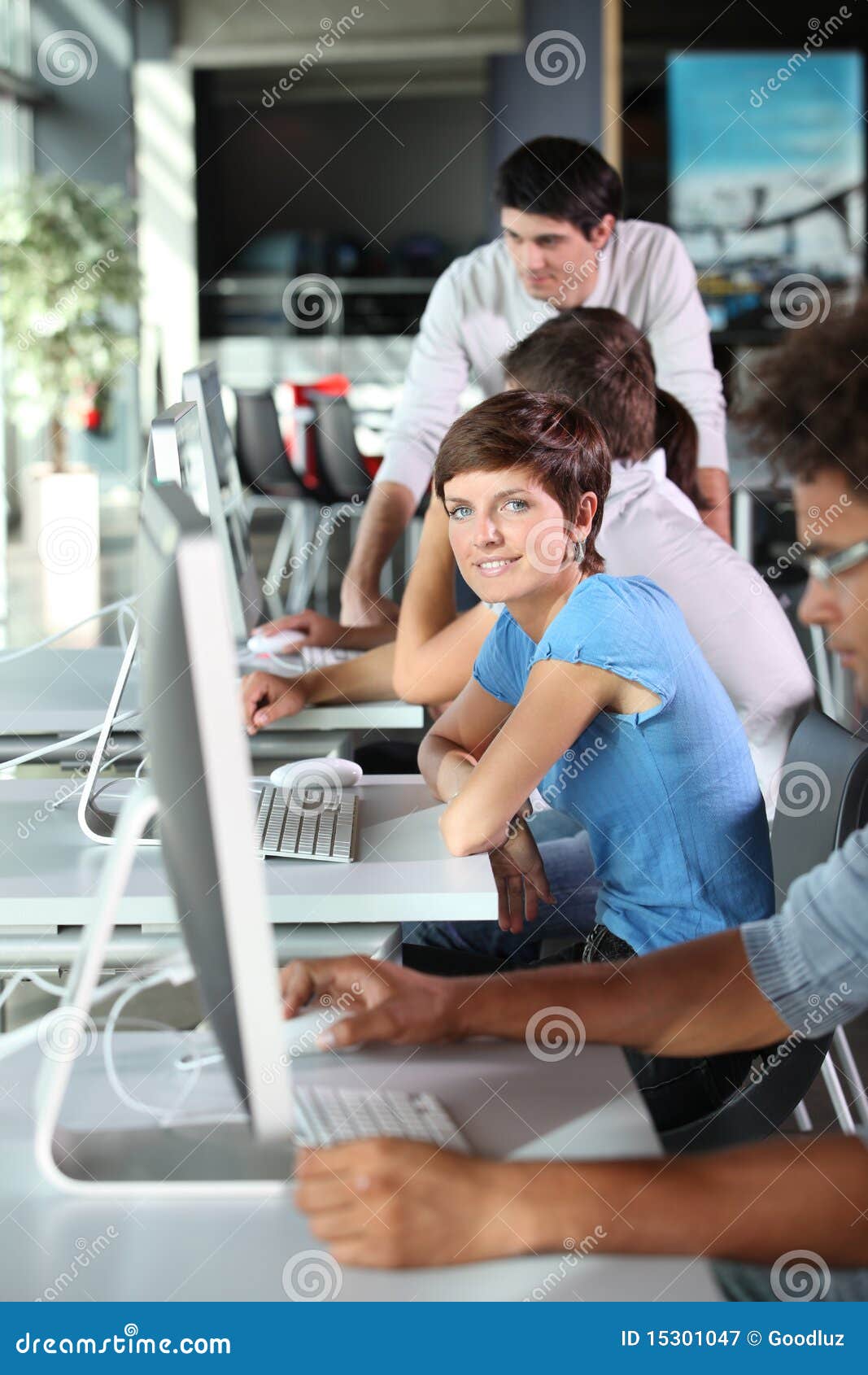 Workteam in business class stock image. Image of management - 15301047