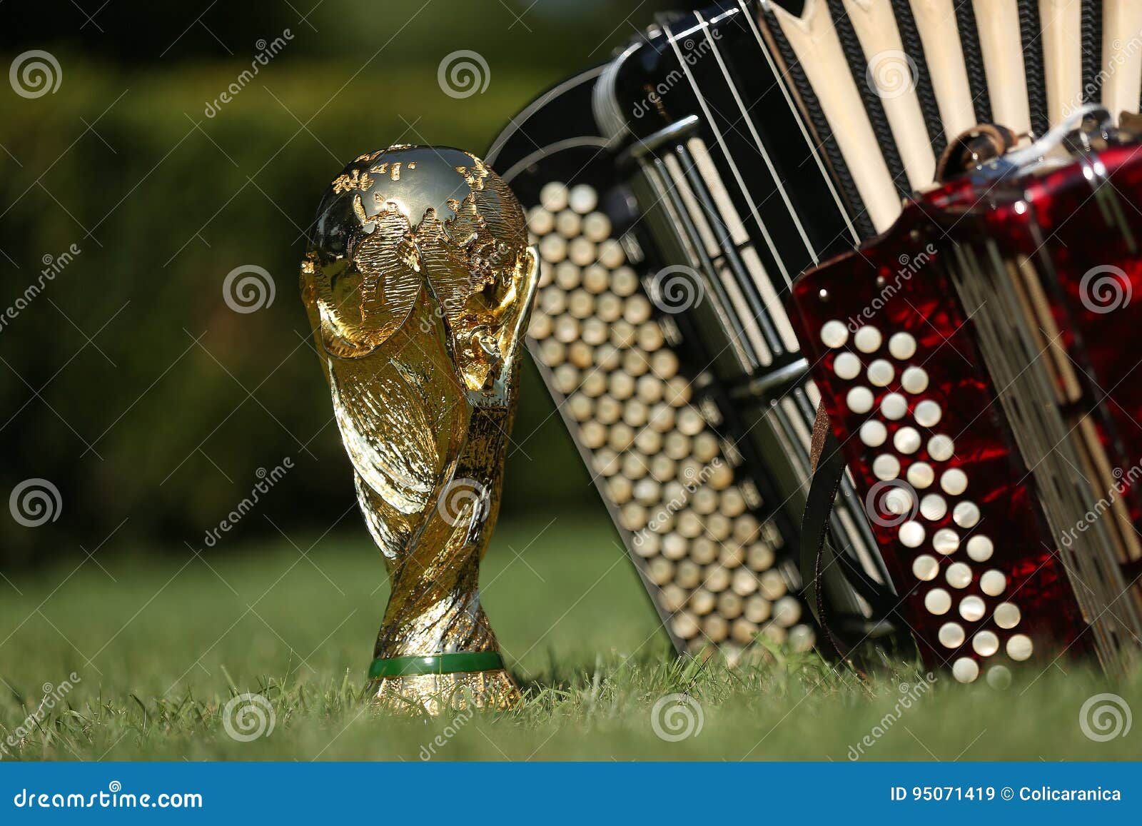 World cup trophy and bayan editorial stock image. Image of natural ...