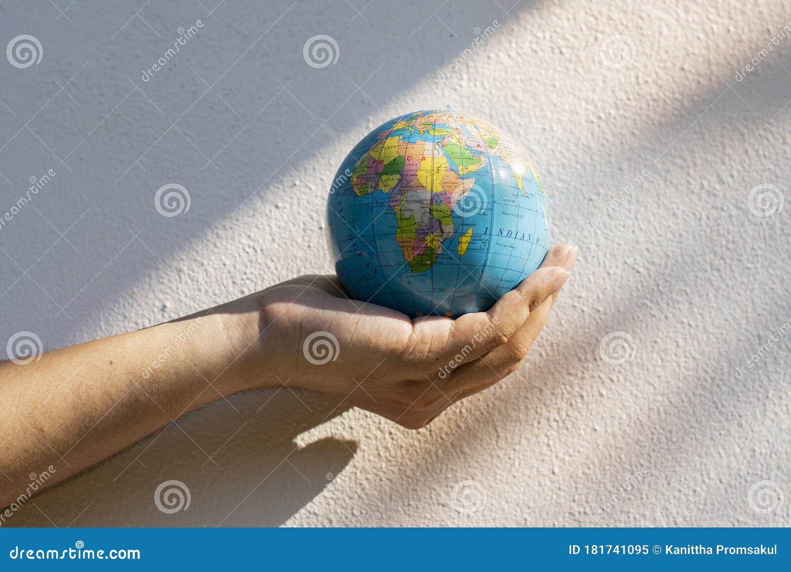 World Environment Day. Human Hand Protect Earth Globe. Save Earth Stock ...