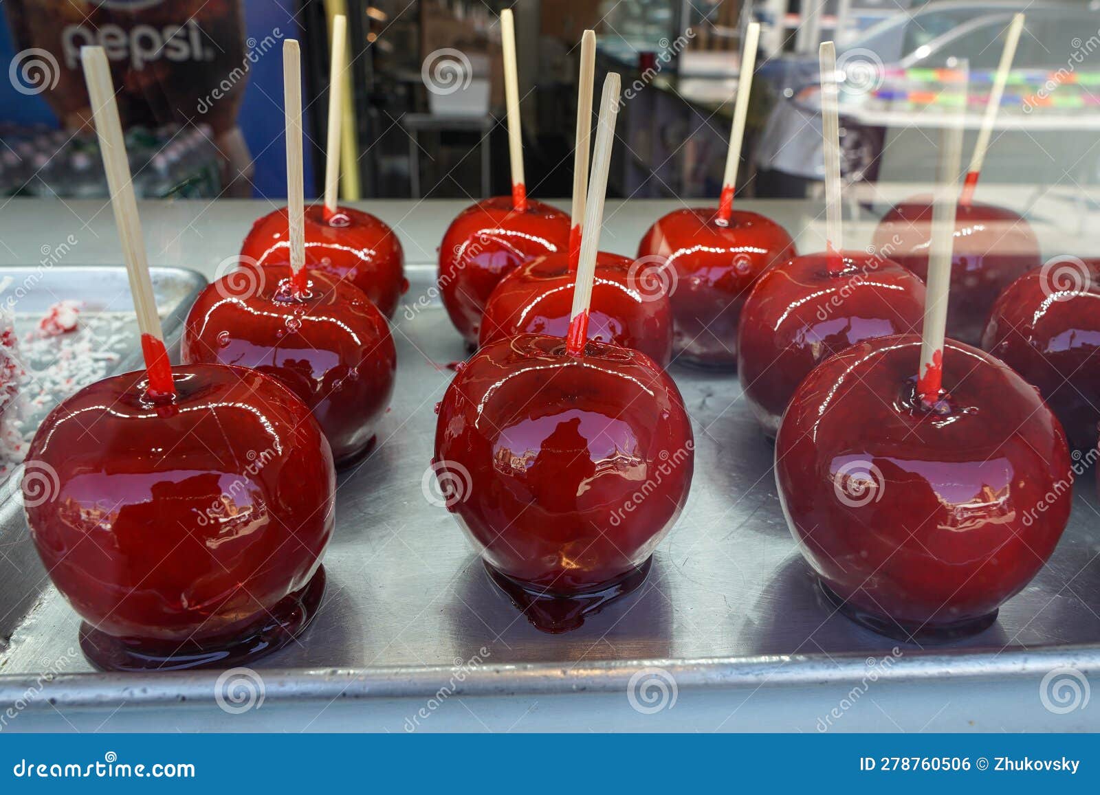 World Famous Red Candy Apple Editorial Photo - Image of coated, sugar ...