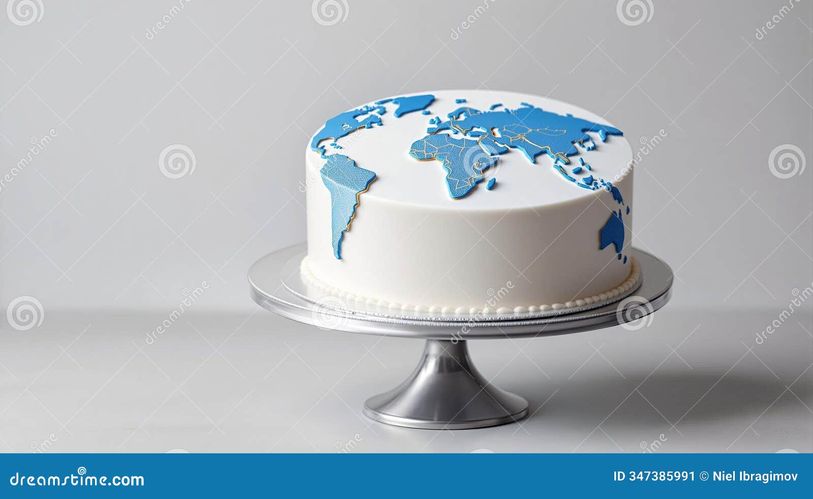 World Map Cake Design on Elegant Silver Stand for International ...