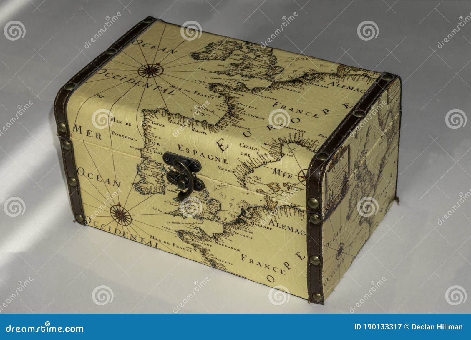 World Map Treasure Chest stock image. Image of locked - 190133317