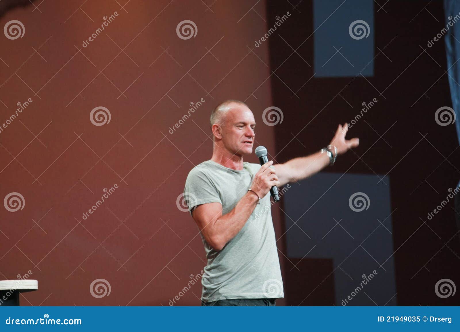 World-renowned Grammy-winning Musician Sting Editorial Image - Image of ...