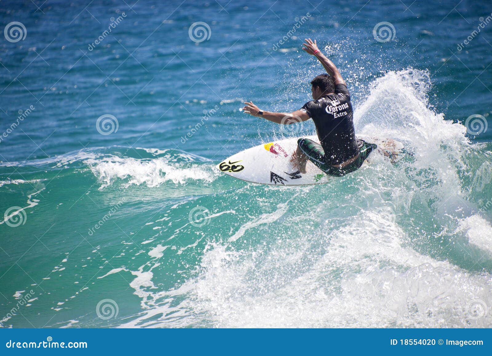 World s Best Surfers editorial image. Image of action - 18554020