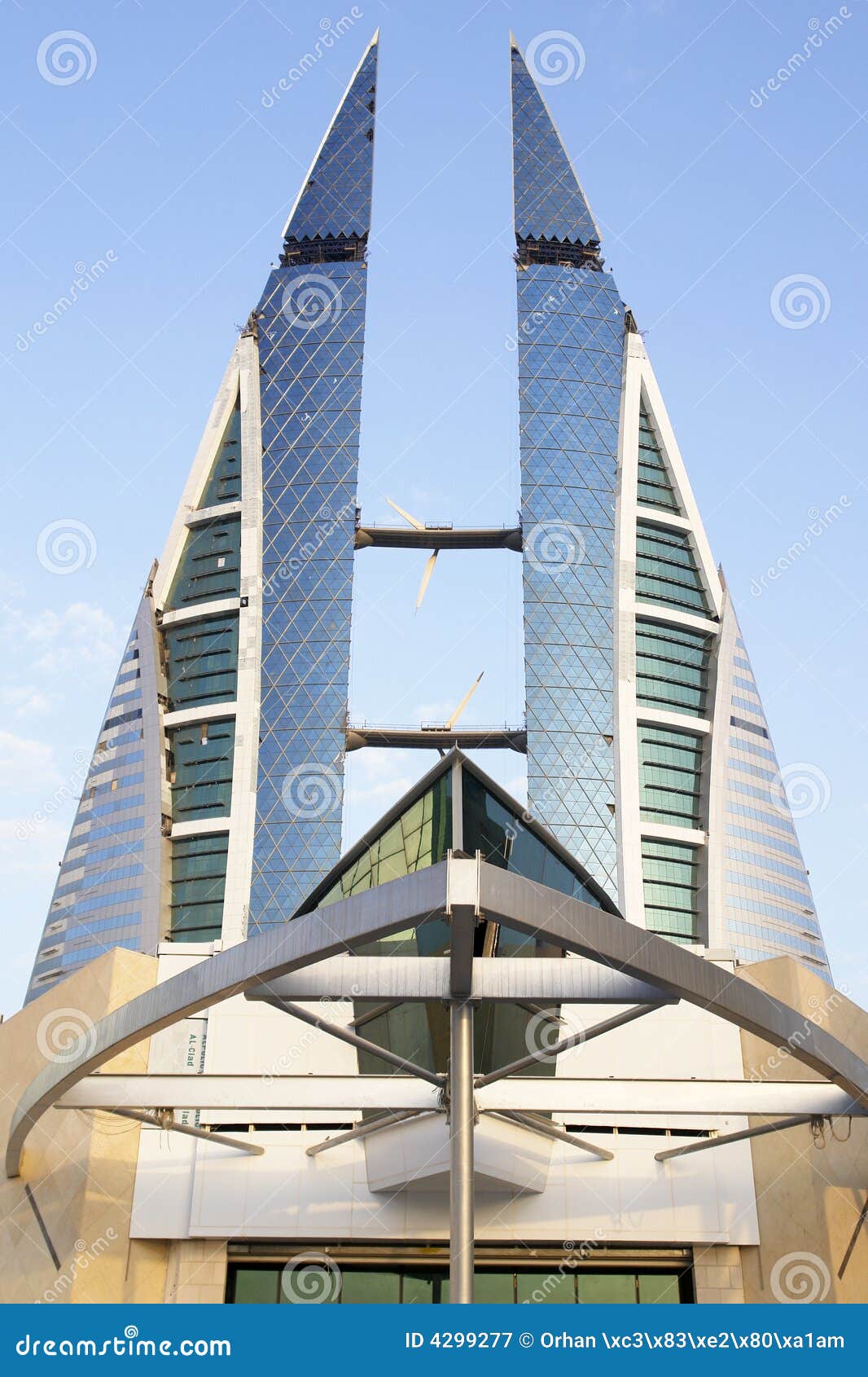 World Trade Center in Bahrain Editorial Photography - Image of business ...