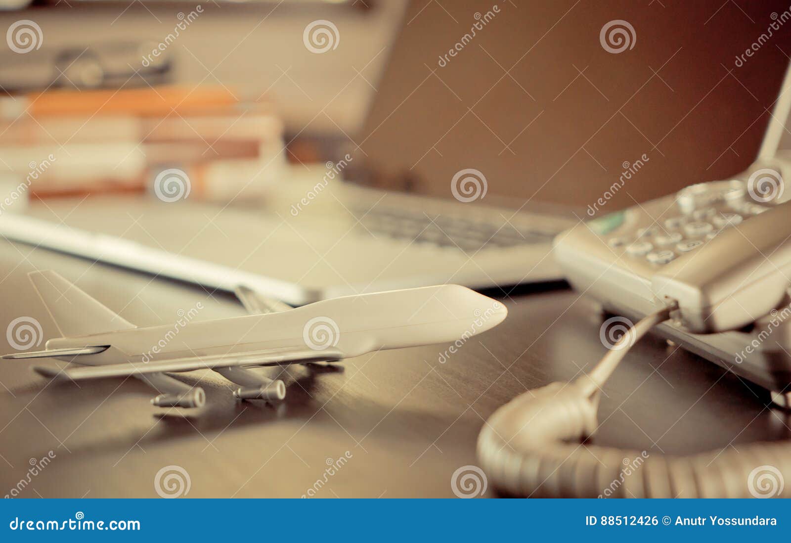 World Travel Agency Operator Office Desk Set Up Photos - Free & Royalty ...