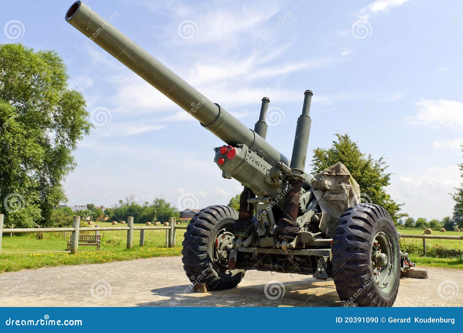 World War 2 Cannon on German Bunker Stock Photo - Image of graveyard ...