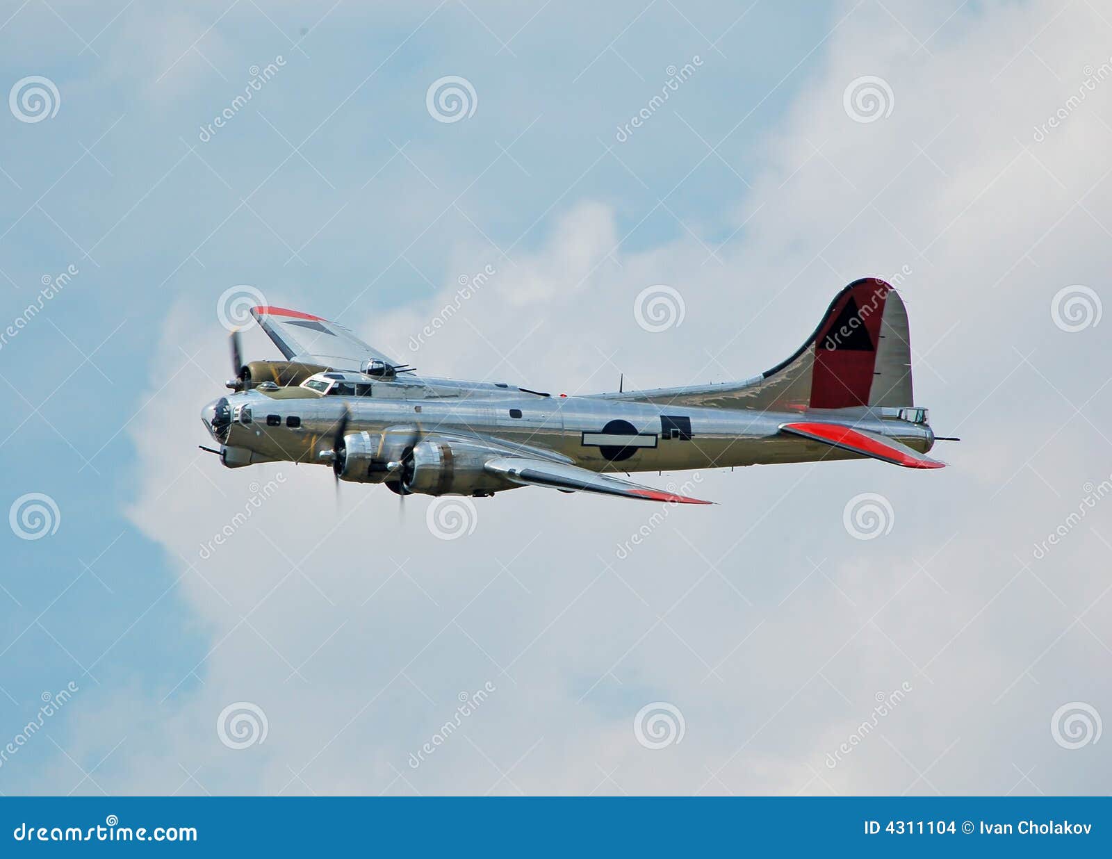 World War II bomber stock photo. Image of retro, airborne - 4311104