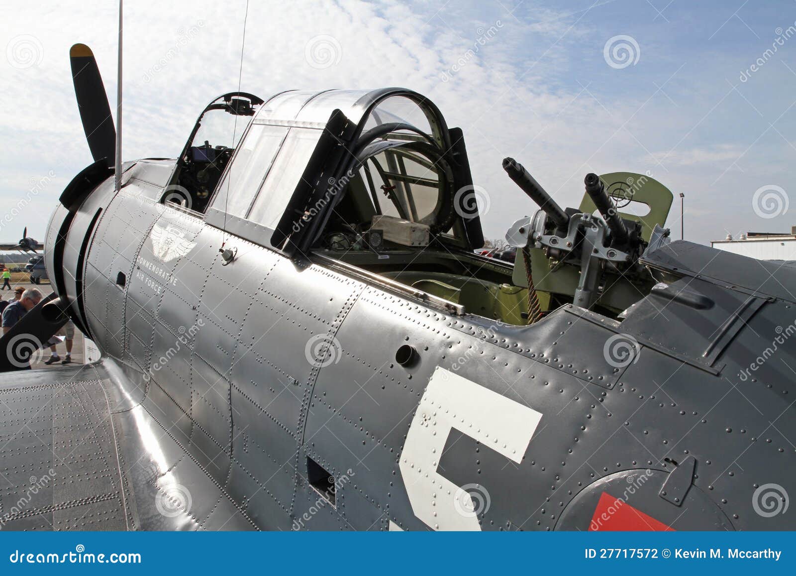 World War II Dauntless Dive-Bomber on Display Editorial Photography ...