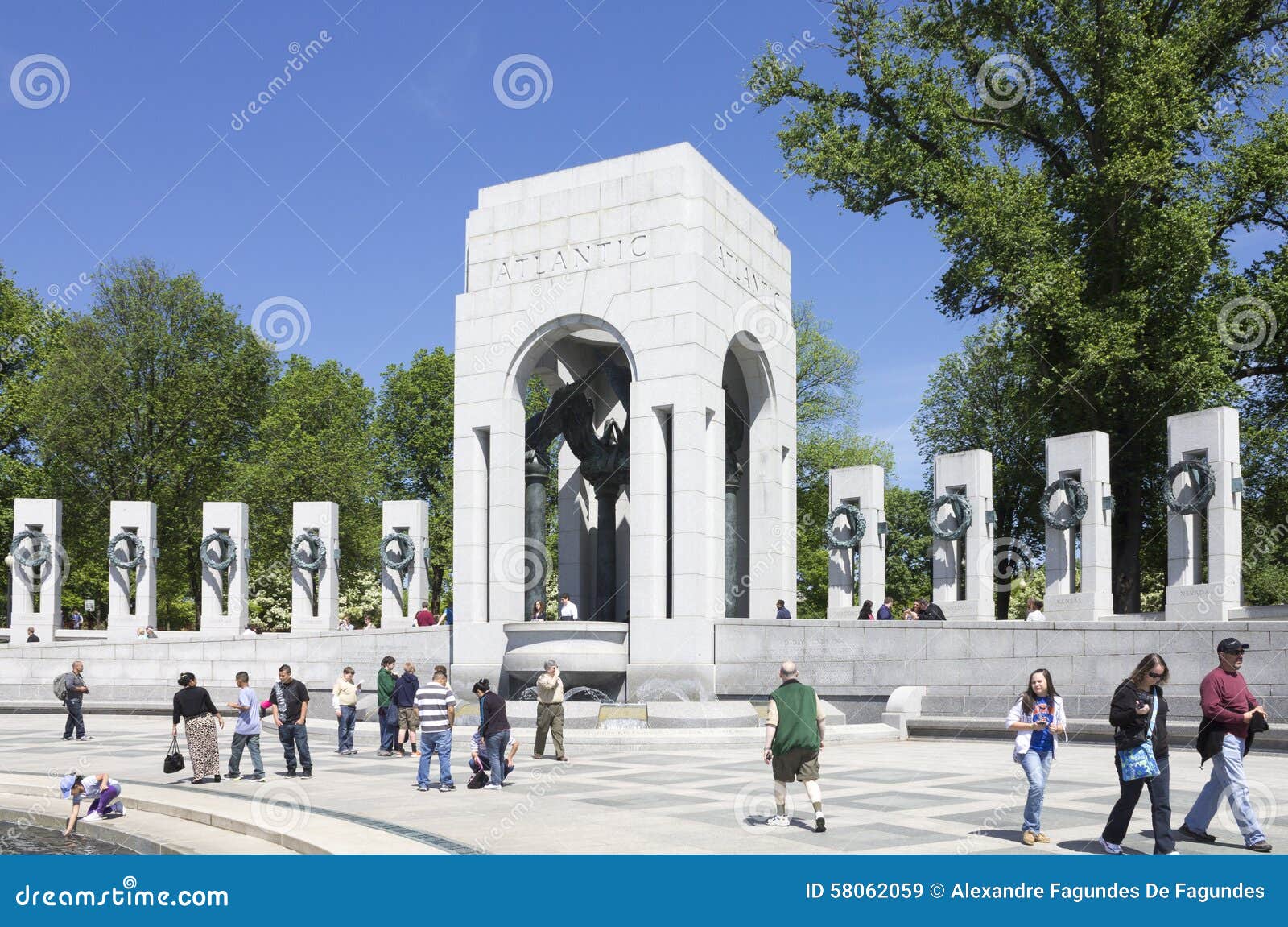 World War II Memorial Washington DC Editorial Stock Image - Image of ...