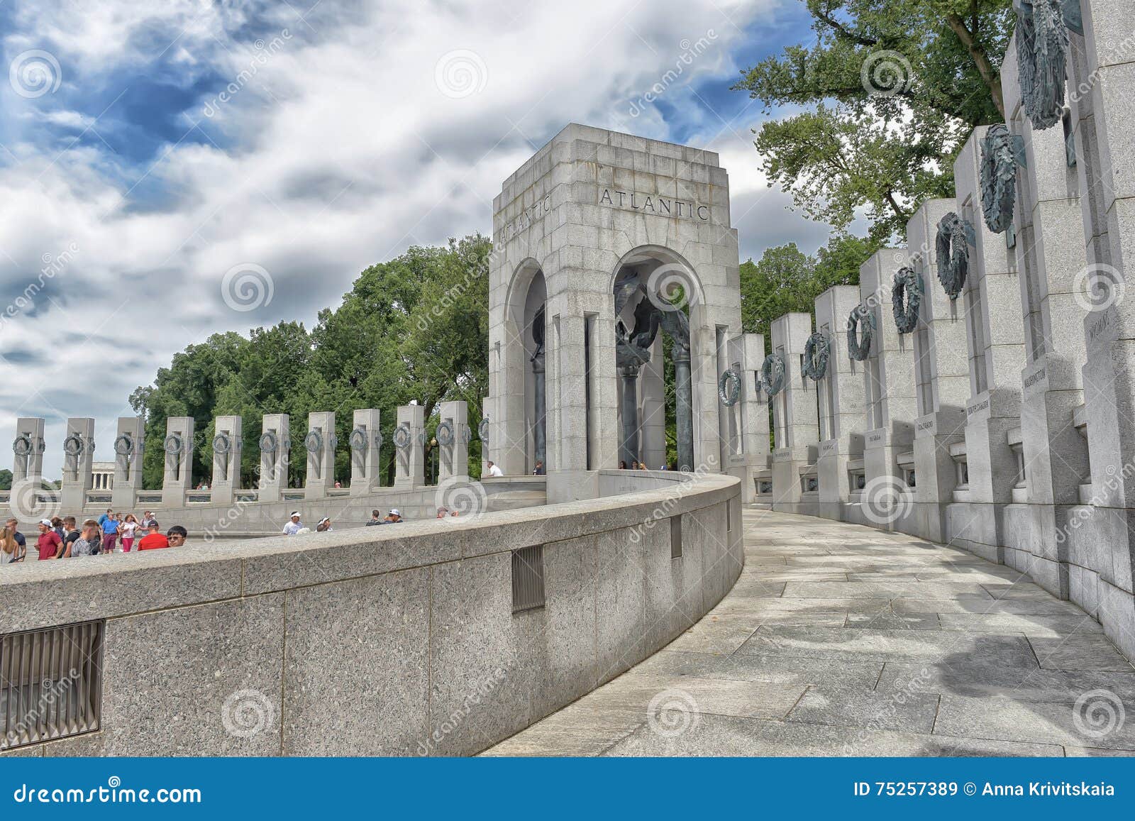 World War II Memorial Washington DC Editorial Stock Image - Image of ...