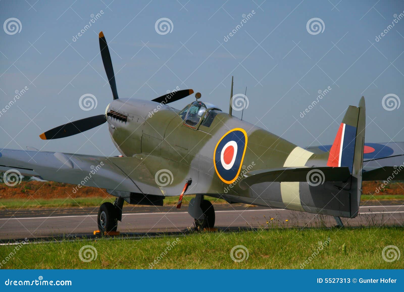 World war two aircraft stock image. Image of aircraft - 5527313