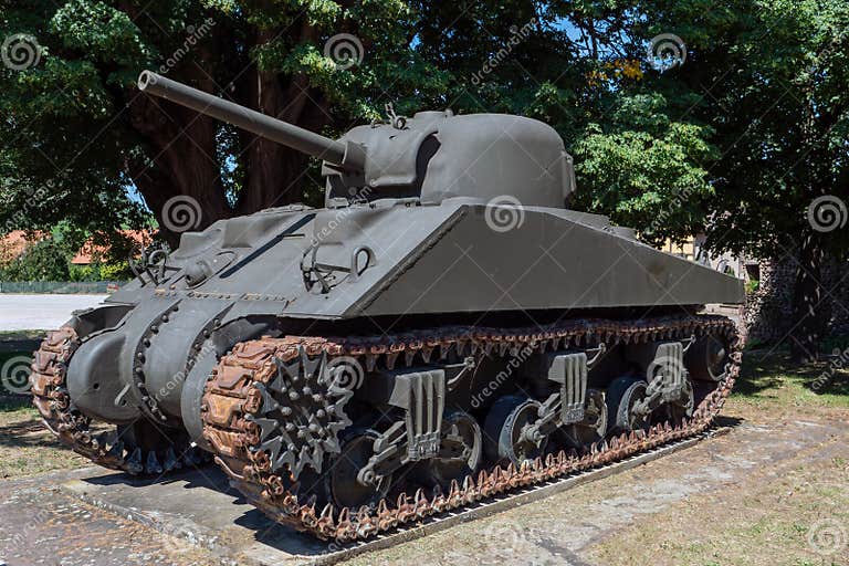 World war two sherman tank stock image. Image of tank - 289975219