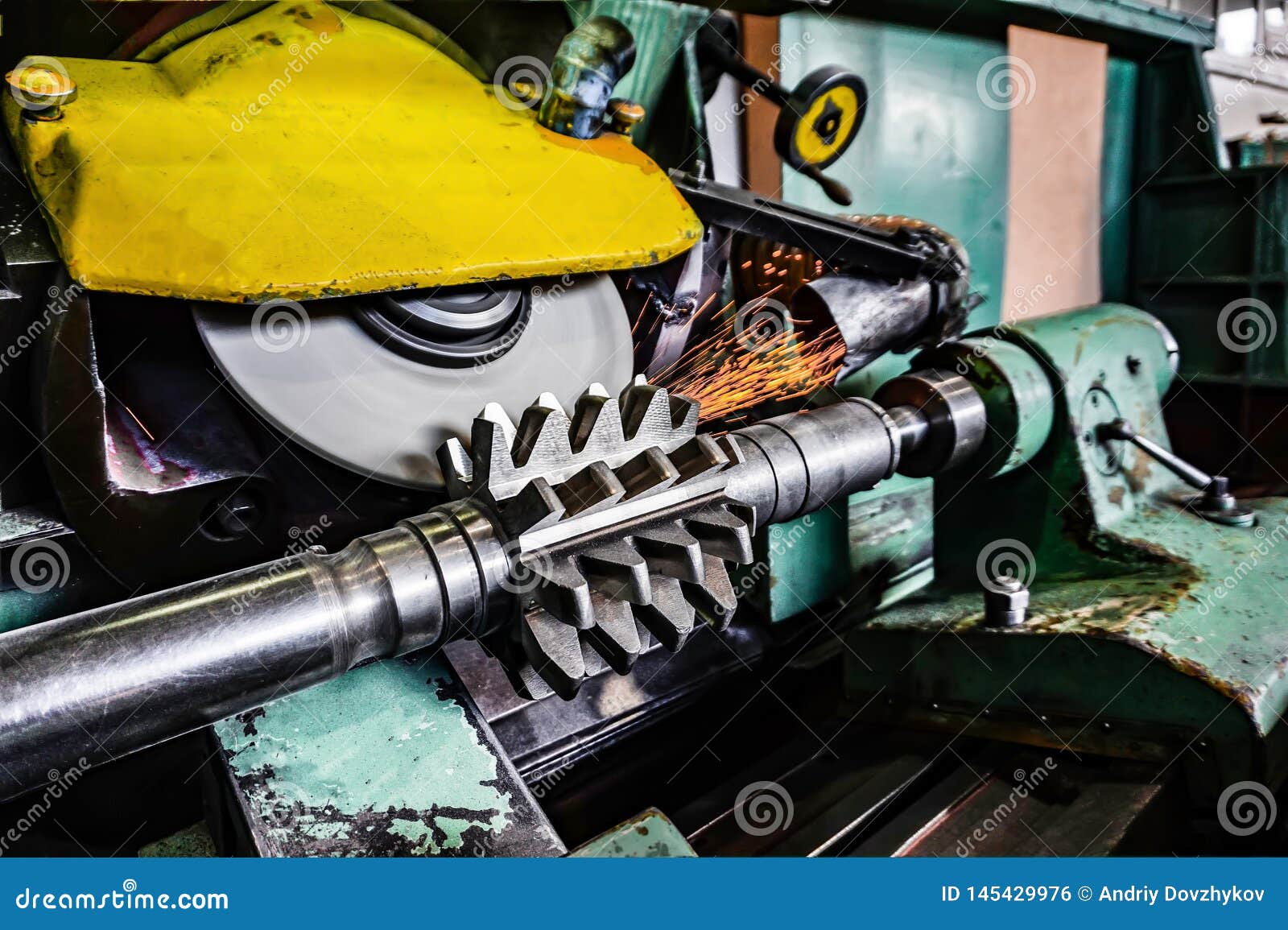 Worm Milling Cutter, Sharpening and Machining with a Grinding Wheel and ...