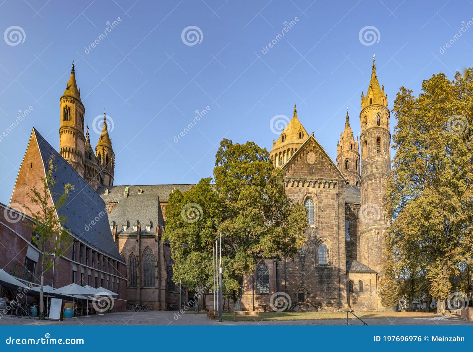 Worms cathedral stock photo. Image of building, attraction - 197696976