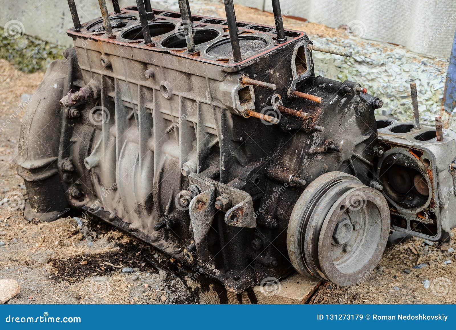 Worn Out Engine of an Old Car Stock Image - Image of motor, heavy ...