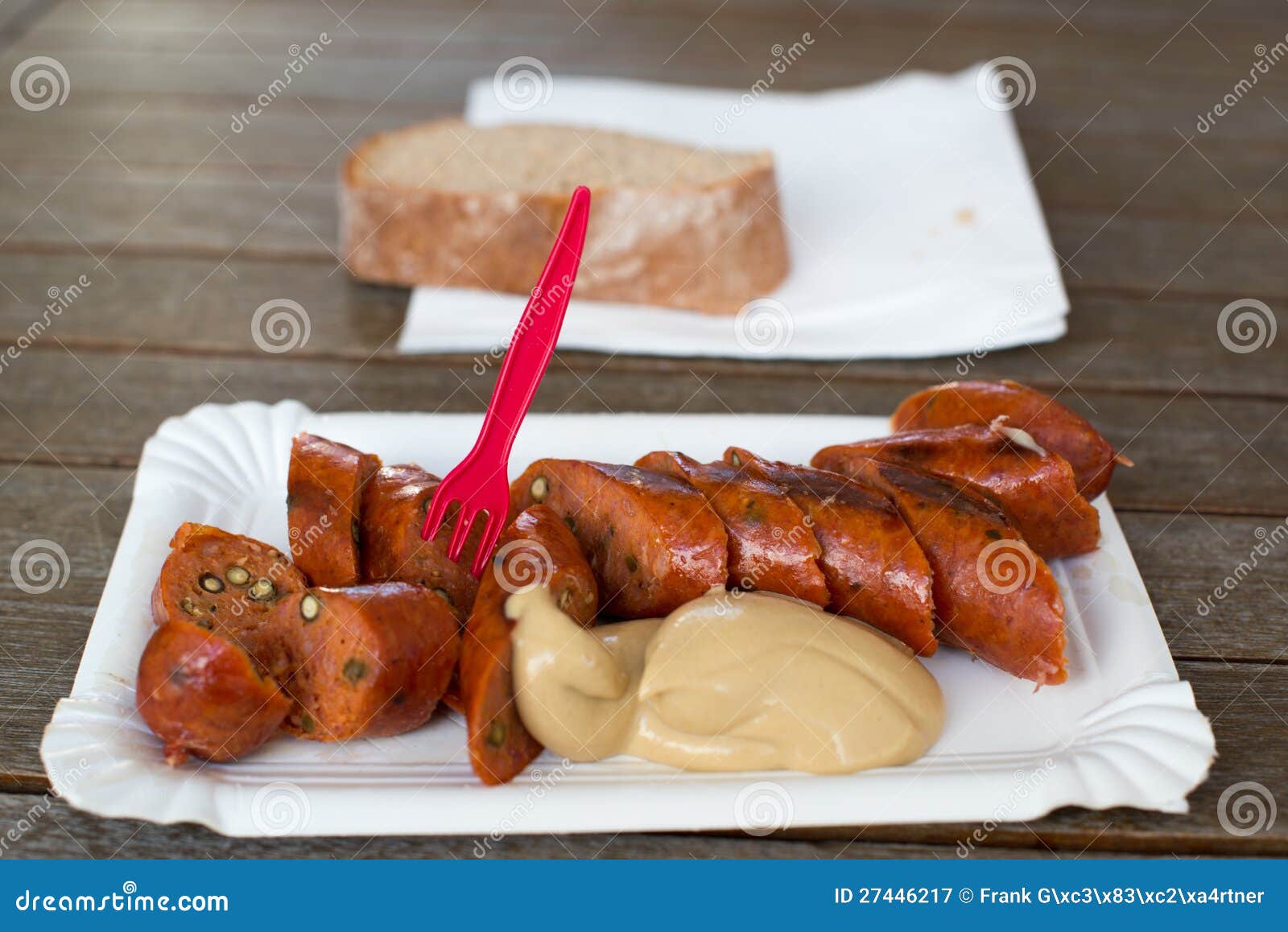 Worst en Brood stock afbeelding. Image of snel, lunch - 27446217