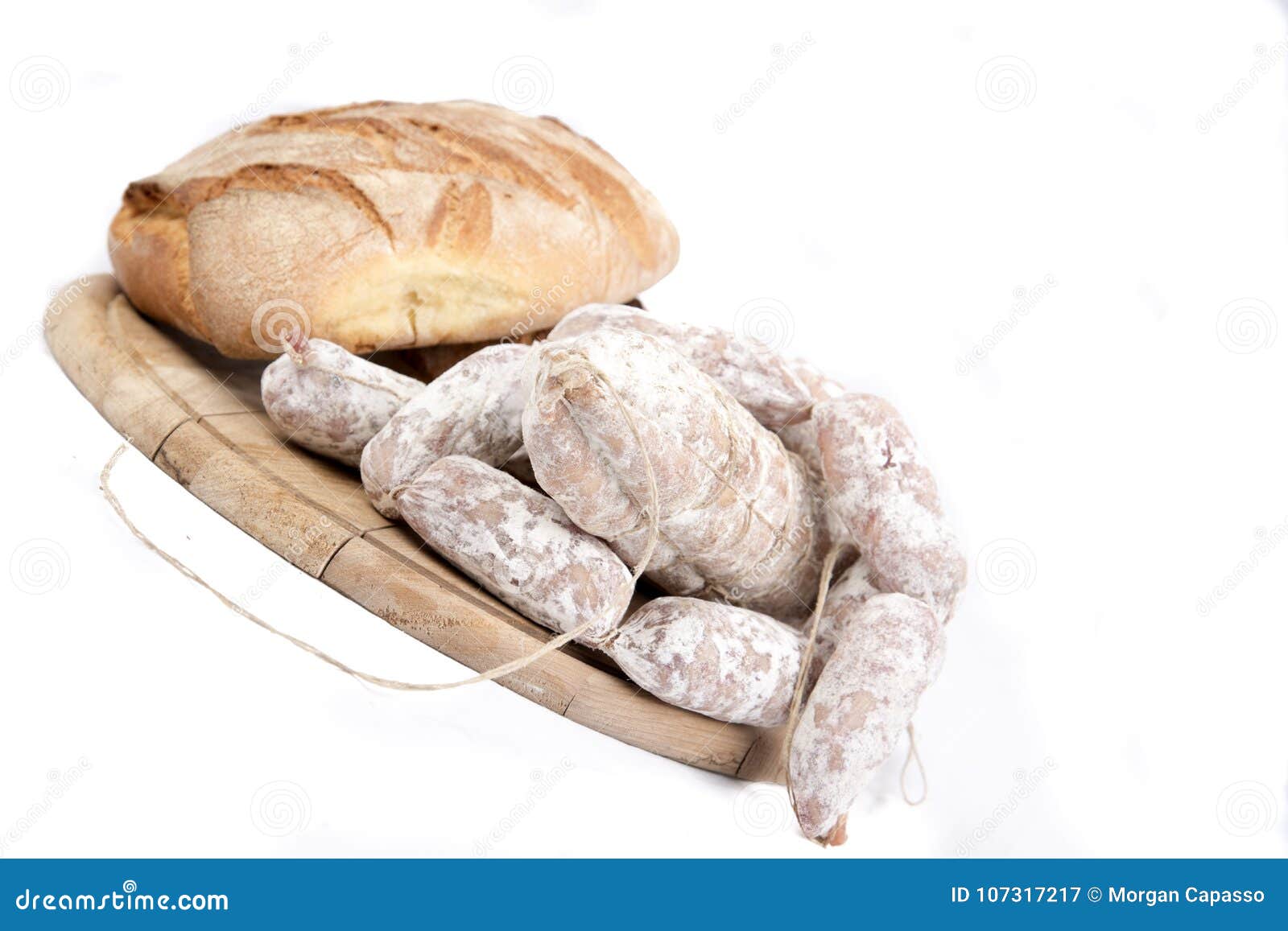 Worst En Brood Op Scherpe Raad Stock Afbeelding - Image of raad, ruimte ...