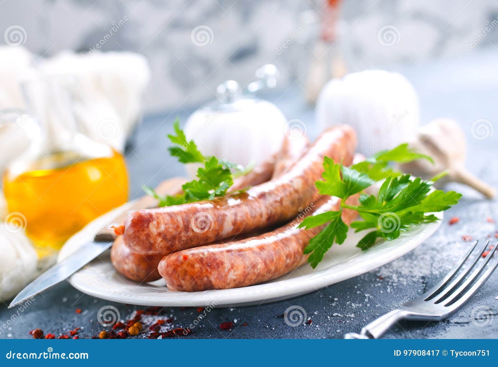 Worsten stock afbeelding. Image of koken, cholesterol - 97908417