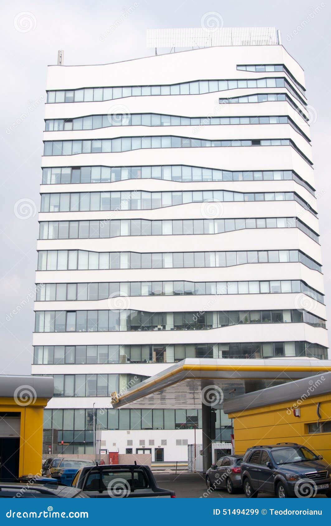 Wrapping building design editorial stock image. Image of detail - 51494299
