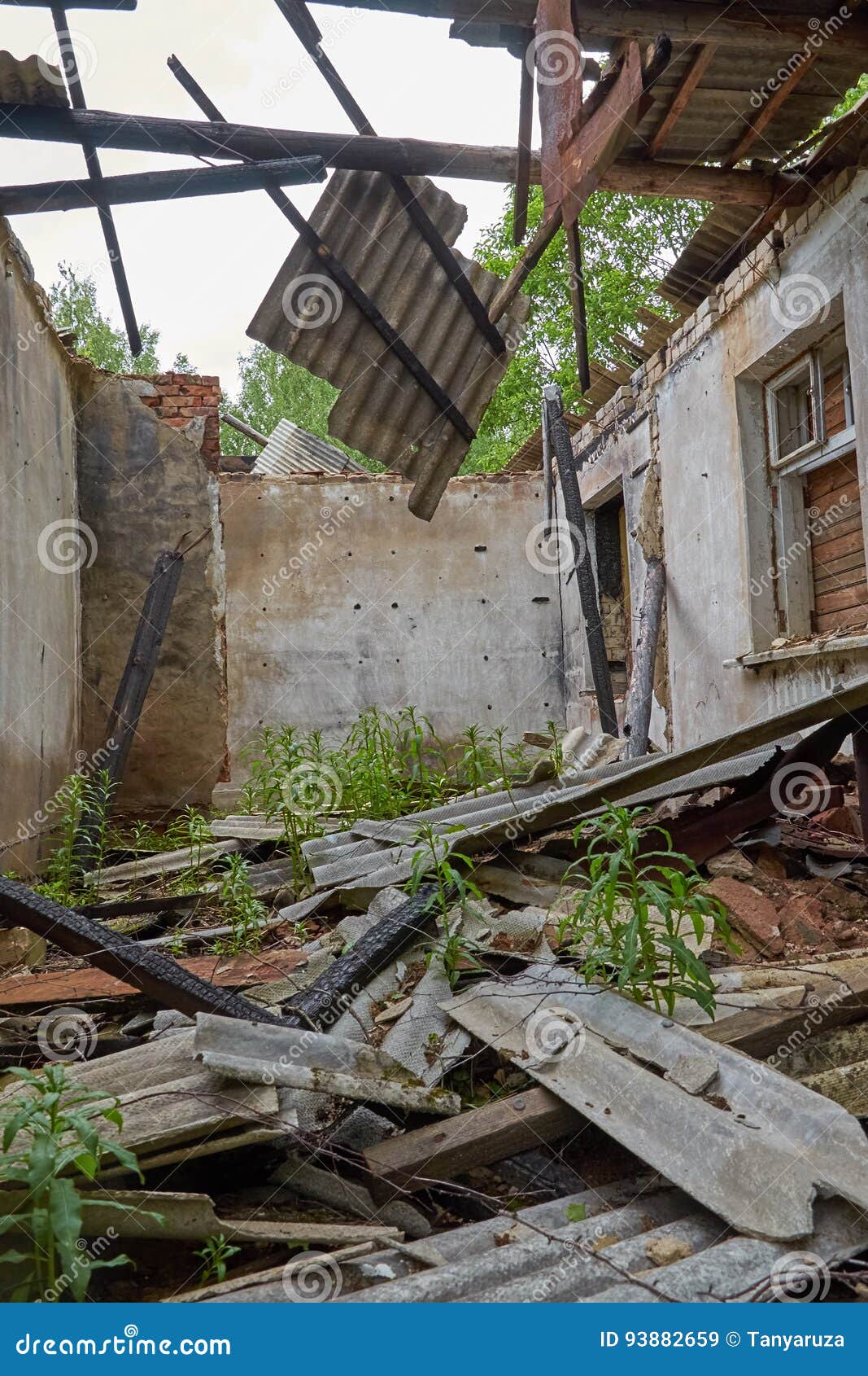 Wrecked Room in an Old Abandoned House Stock Image - Image of ...