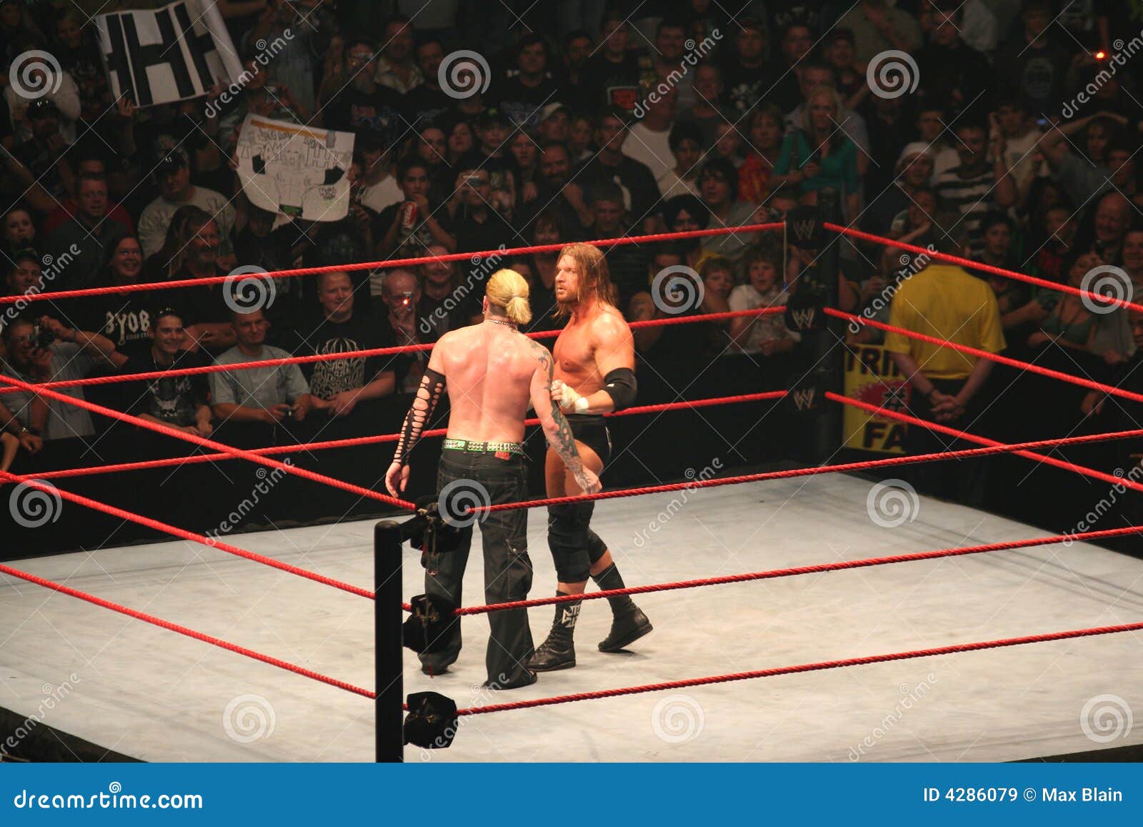 Wrestling stars editorial stock image. Image of holding - 4286079