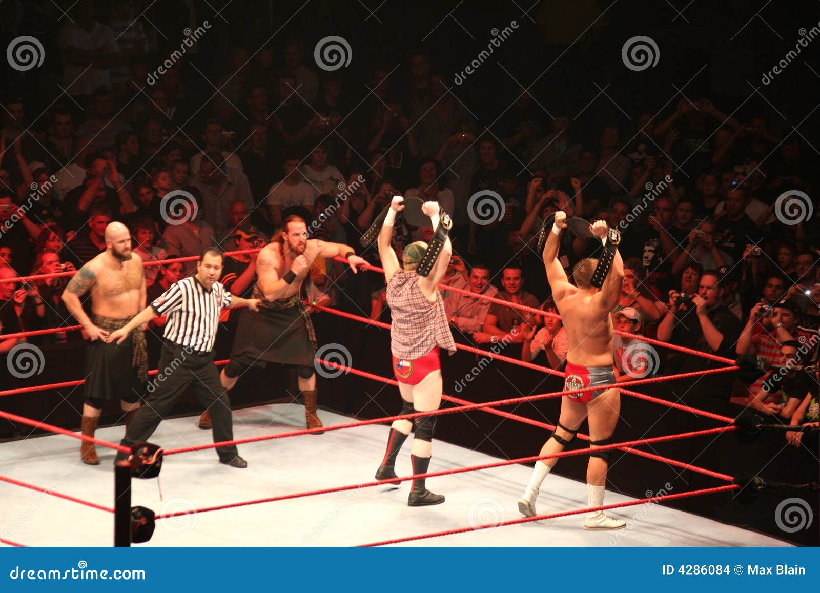 Wrestling Stars Editorial Stock Image - Image: 4286084