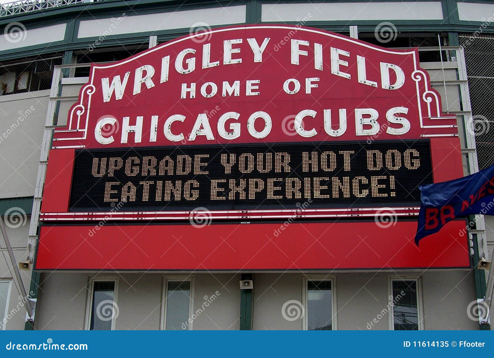 Wrigley Field Sign - Chicago Cubs Editorial Image - Image of field ...