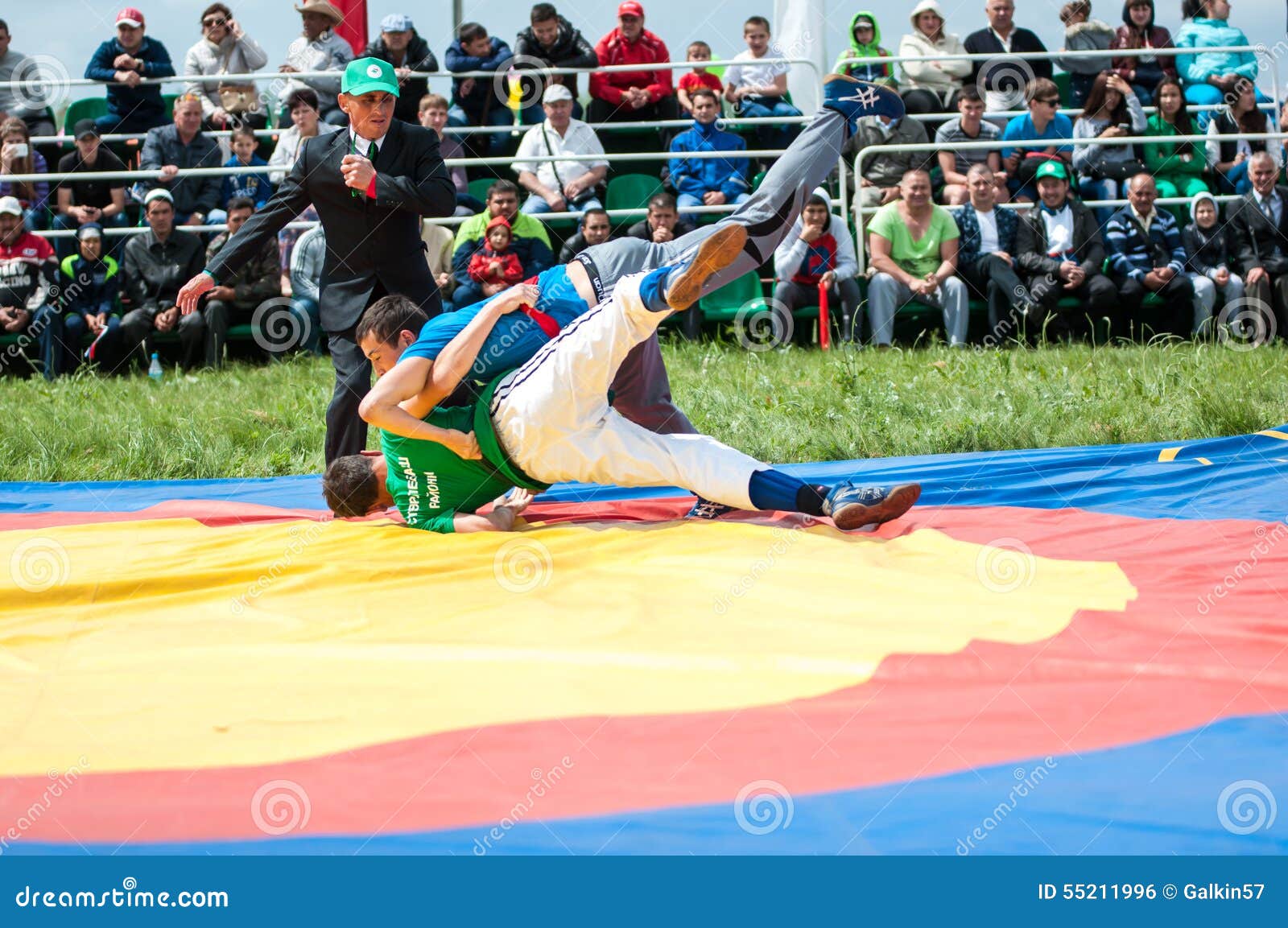 Wringen Auf Gurten Oder Koresh Redaktionelles Foto - Bild von kämpfen ...