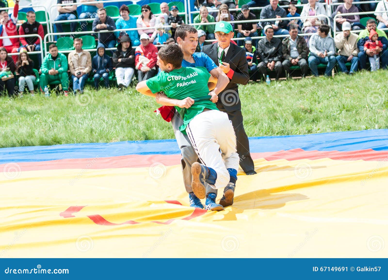 Wringen Auf Gurten Oder Koresh Redaktionelles Foto - Bild von ethnisch ...