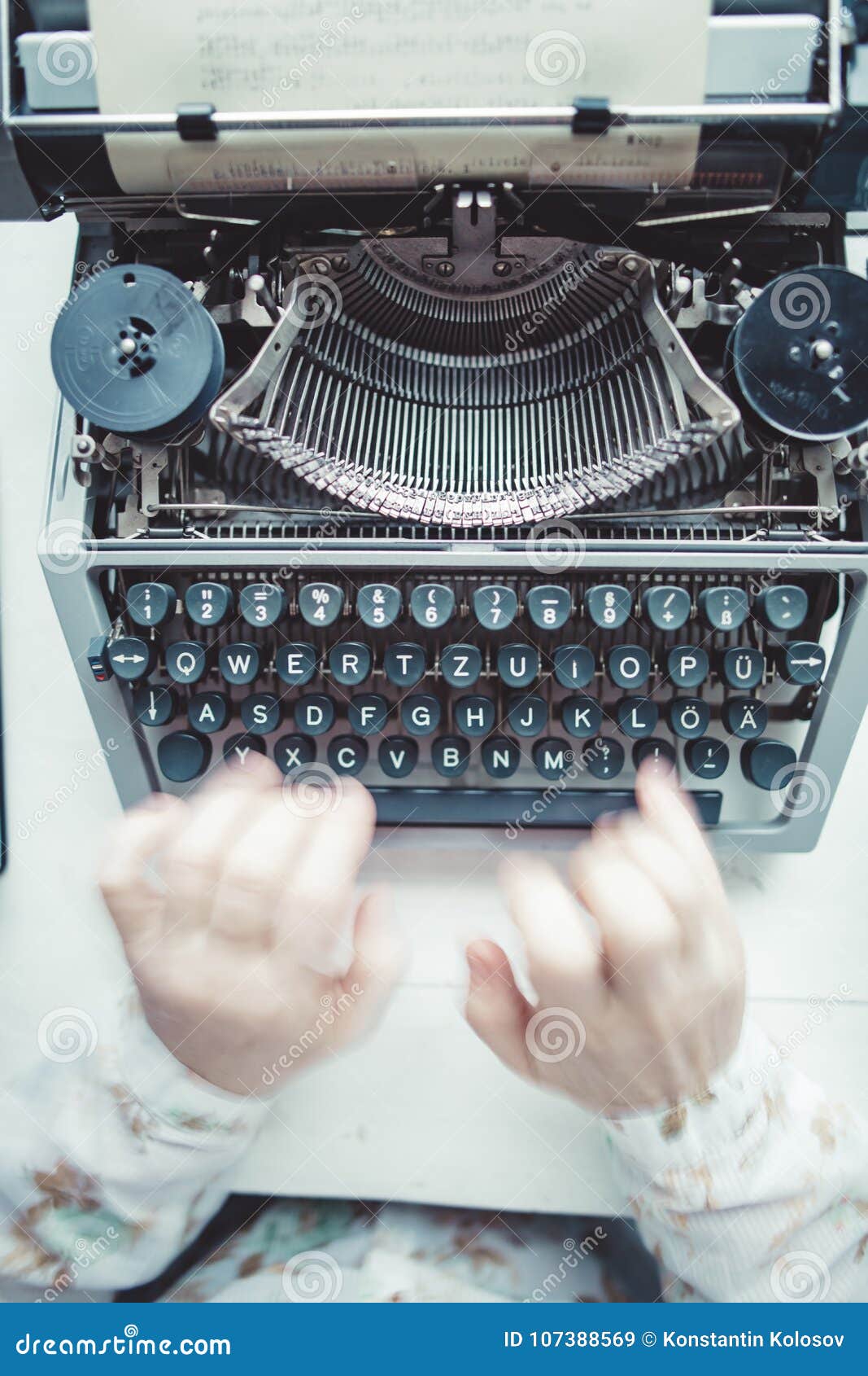 Writer Typing with Retro Writing Machine. Stock Image - Image of retro ...