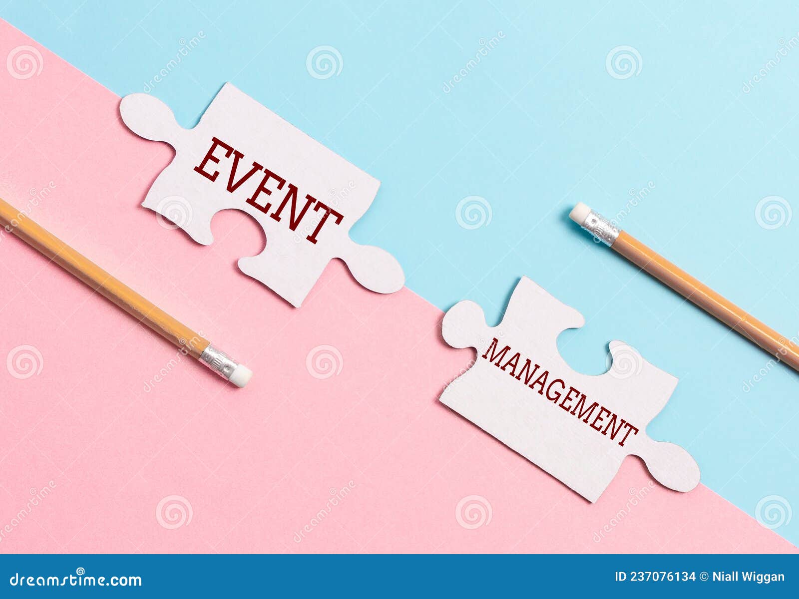 Writing Displaying Text Event Management. Concept Meaning Creation and ...